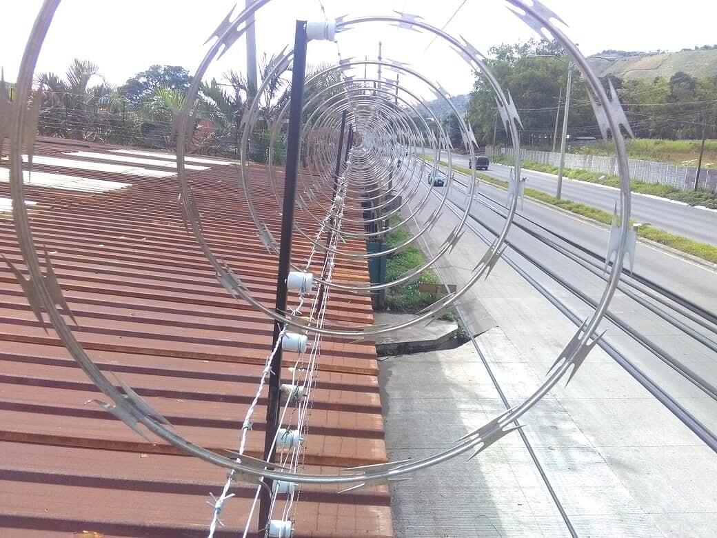 Razor-ribbon-09 | Alarmas Digitales Modernas